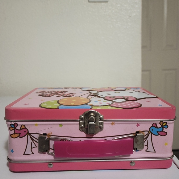Hello Kitty | Other | Hello Kitty Tin Lunch Box | Poshmark